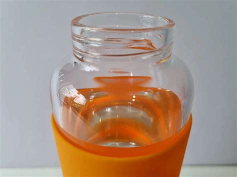 Can You Freeze Glass Water Bottles How To Do It Safely
