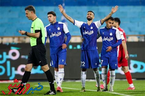 اشک های ارسلان مطهری بعد از گلزنی در دربی عکس