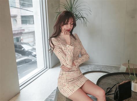 Park Da Hyun Model Cute In The Sexy Skirt