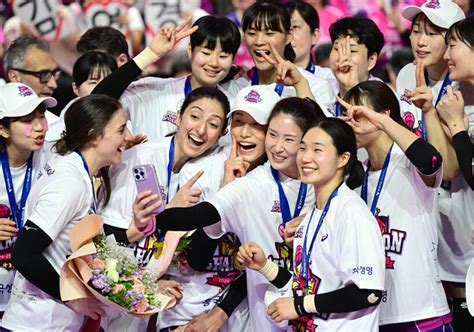 8년 만에 태극마크 단 ‘우승 세터 이고은 “내 장점 극대화하고 단점 보완하는 시간이 되길”