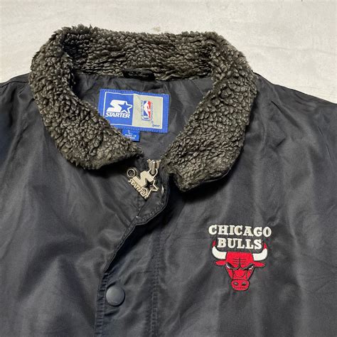 90年代 スターター Nba シカゴブルズ ビッグデザイン 中綿入り スタンドカラー ジャケット メンズl相当 古着 Starter チーム