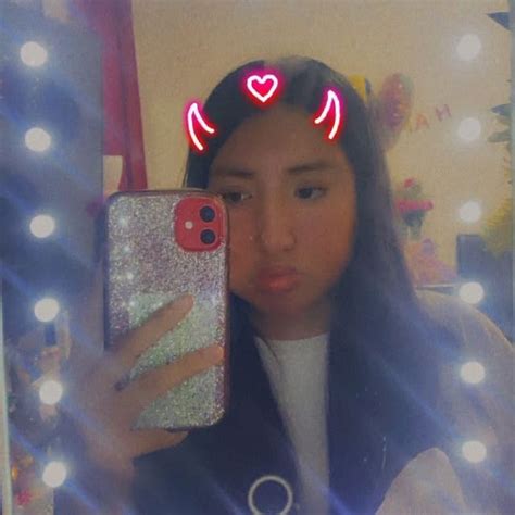 Melanie Underscore Melanie • Threads Say More