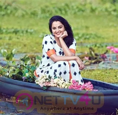 Actress Manju Warrier Charming Stills 611772 Galleries And Hd Images