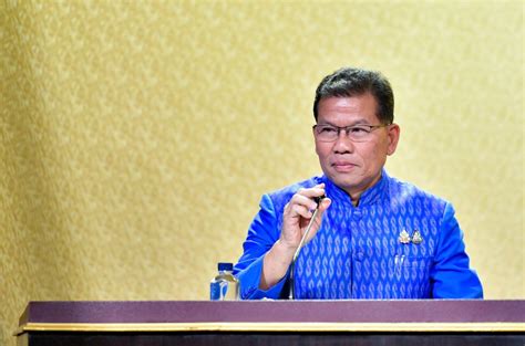 ครม ไฟเขียวร่าง พ ร บ เวนคืนอสังหาฯ แนวก่อสร้างรถไฟฟ้าสายสีเหลือง