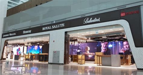 싱가포르 창이공항 면세점 입찰전롯데·신라 맞붙는다