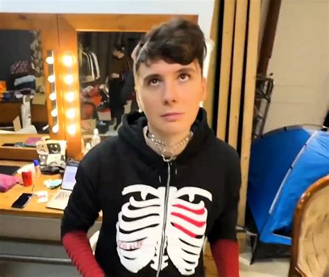 Samhlaíonn Dan Howell 900 Daniel Howell Ideas In 2025 Dan And