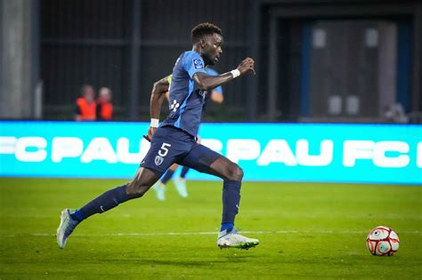 Moustapha Name Tout Ce Que Je Demande Ce Sont Mes Siestes Et
