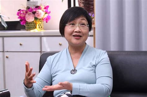 穿姚文智競選t嗆柯p、國小參加里民大會 徐佳青的寶貝混血兒懂政治從胎教開始 風傳媒