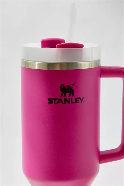 Stanley Fuchsia Quencher H2 0 Flowstate 1 2l Tumbler Urban Outfitters Uk