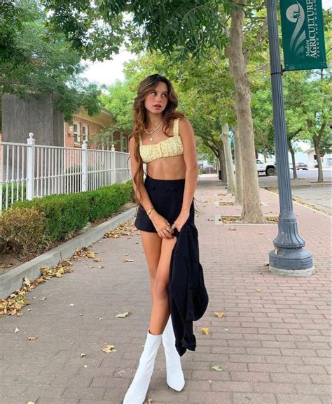 Gogo Boots Outfit Summer Poses With Mini Skirt Mini Skirt Outfit