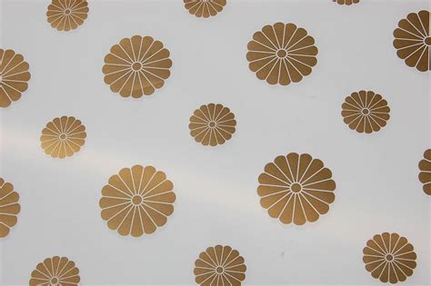 Yahooオークション 包装紙 金菊紋・十六菊花紋 叙勲・褒章 全判 109
