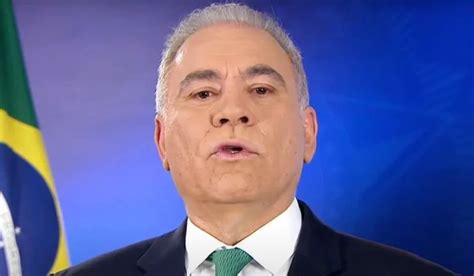 Queiroga anuncia filiação e sinaliza candidatura Marcone Ferreira