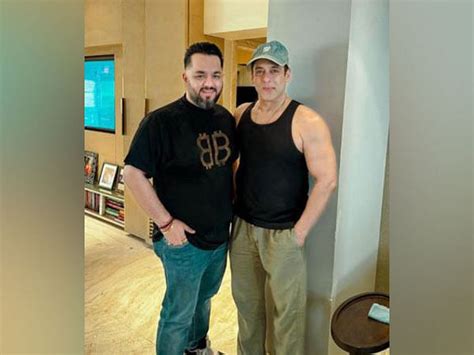Salman Khan Impresses Fans With His Physical Transformation In New