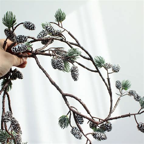 이너스 조화 스노우 솔방울 가랜드 1p 감도 깊은 취향 셀렉트샵 29cm