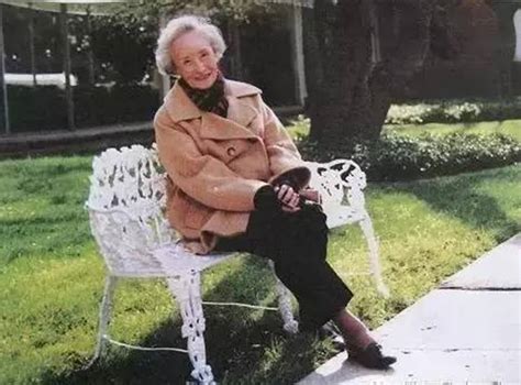 Ch N Dung N Qu T C Xinh P Cu I C Ng C A Trung Qu C