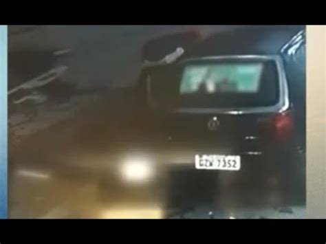 Câmera flagra ladrão empurrando carro furtado em Belo Horizonte YouTube