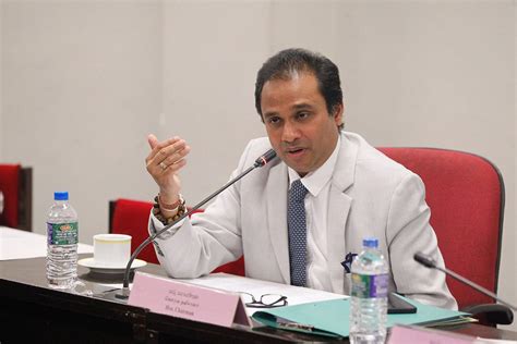 නව සභාපති යටතේ රජයේ මුදල් කාරක සභාව රැස් වෙයි