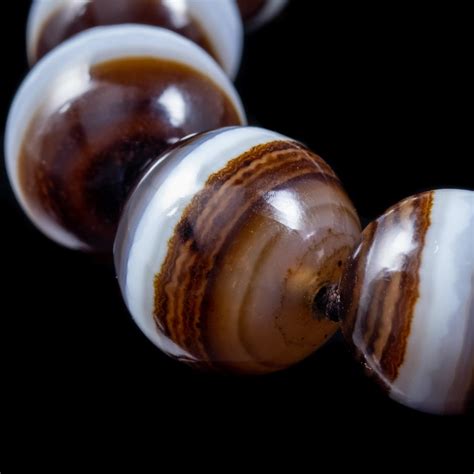 Antique Victorian Bullseye Agate Bead Necklace Circa 1900 For Sale At