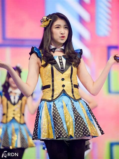 Pin Oleh Jkt Di Shani Indira Natio Biru