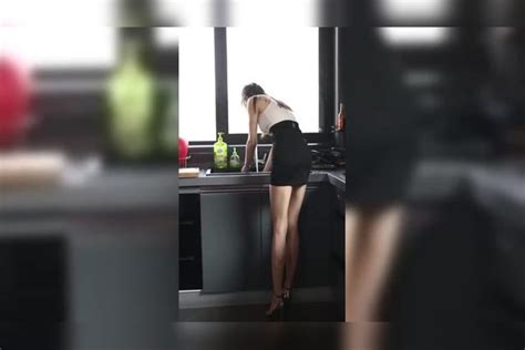 性感 没错是我的腿呀 大长腿 挑战全网最直的腿。挑战全网
