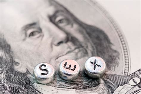 Premium Photo Portrait Of Benjamin Franklin On The Hundred Dollar