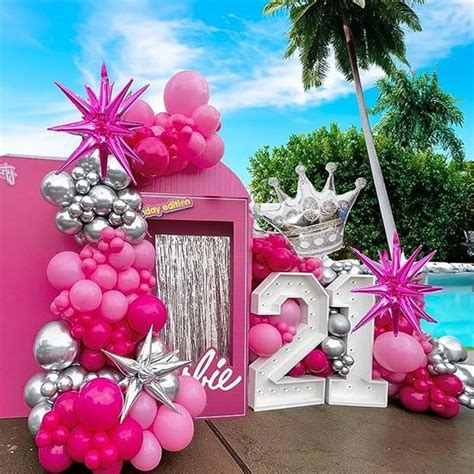 Pin De Ruthguevara En Invitaciones De Barbie Tortas De Barbie Pastel