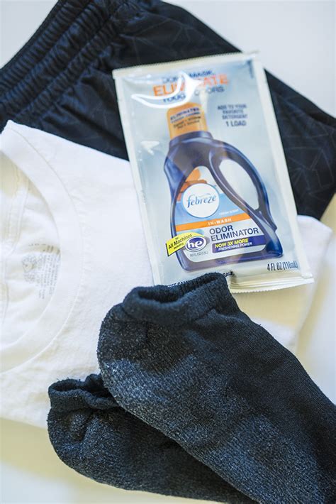 Febreze In Wash Odor Eliminator Blushing Black