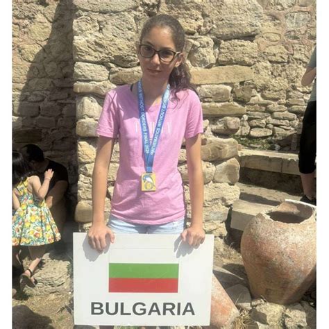 Седмокласничката с най висок бал на матурите в Пловдив Обичам математиката кара ме да мисля и