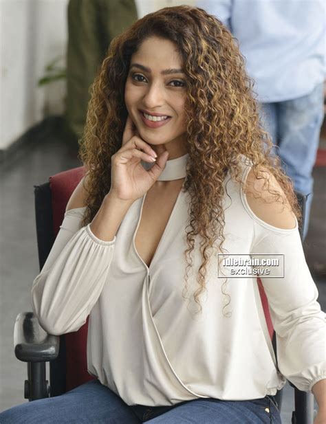 Suman Ranganathan Photo Gallery Telugu Cinema Actress