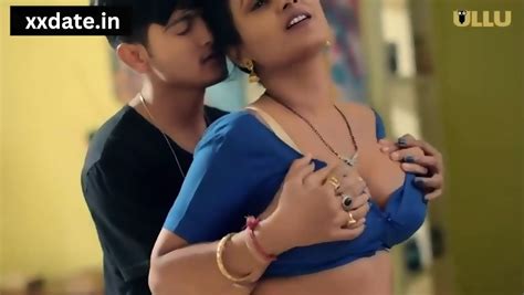 Desi Kaamwali Bai Ke Bade Dudh Aur Chut Ko Dekh Eporner
