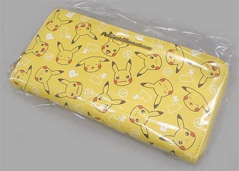 駿河屋 ピカチュウ総柄 ピカチュウフェイスシリーズ ラウンド束入れ 「ポケットモンスター」（財布・パスケース）