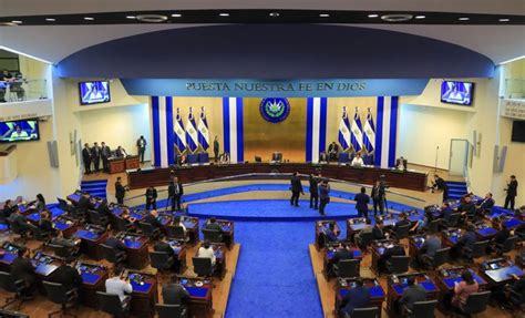 Diputados Reducen De 20 A 8 El Número De Comisiones Legislativas