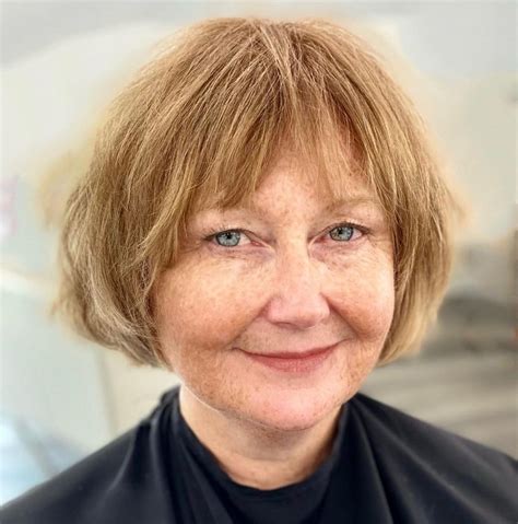 23 Modern Layered Bob Hairstyles For Women Over 60 Hairstylecamp