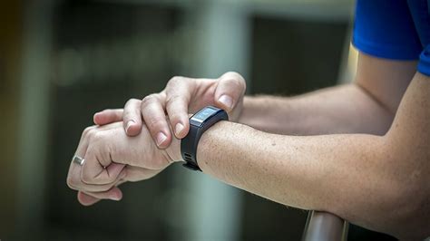 Get This Stylish Garmin Fitness Tracker For Mashable