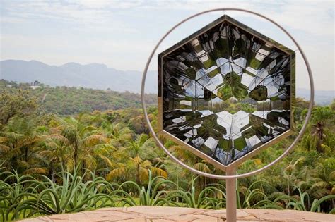 Inhotim Conheça Obras Do Maior Museu A Céu Aberto Do Mundo Fotos