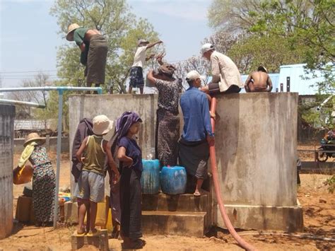 ဆင်ပေါင်ဝဲမြို့နယ်၌ နွေရာသီသောက်သုံးရေအခက်အခဲရှိသည့် လယ်ကျိုးကျေးရွာအား သောက်သုံးရေလှူဒါန်း