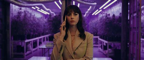 The Gentlemen Star Kaya Scodelario Would Rather Be A Mobster Than A Mob