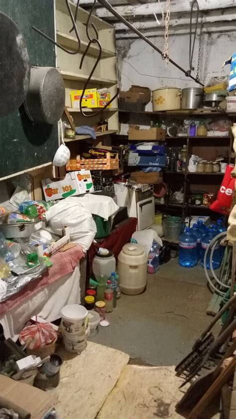 Продава се къща в село Екзарх Антимово Двуетажна къща 100 кв м РЗП 1500 кв м двор Къщи