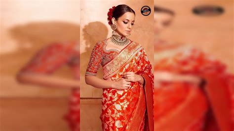 Kangana Ranaut Becomes The First Woman To Burn Ravanas Statue At Delhi