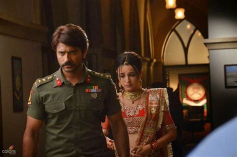 Rudra And Paro Plays Hide And Seek In Rangrasiya