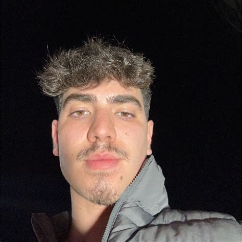 Dylan Barker Commercial Salesperosn Lange Real Estate Linkedin