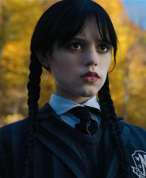 Wandinha 5 Tendências De Beleza Direto Da Série Da Netflix Fashion