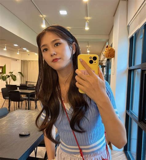 미모 역대급 북한식당 여종업원 탈북 Mlbpark