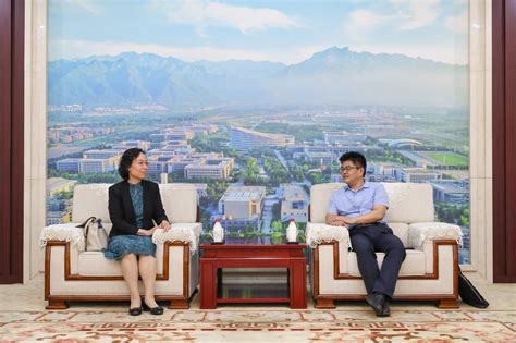 中国民用航空局航空器适航审定司杨桢梅司长做客我校翱翔名家讲堂 视窗 西北工业大学新闻网
