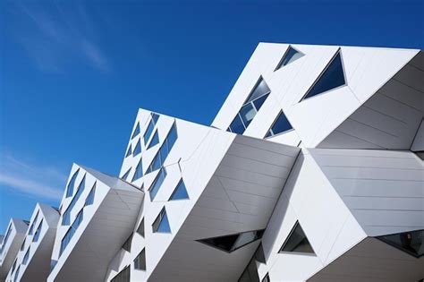Premium AI Image A Building With A Triangular Shape On The Top