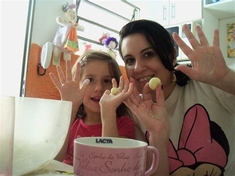 Do Tipo Atrevida M E E Filha Na Cozinha
