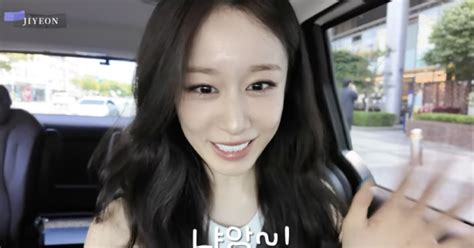 결혼반지 증발황재균과 이혼설 지연 3개월만 유튜브 재개 눈길
