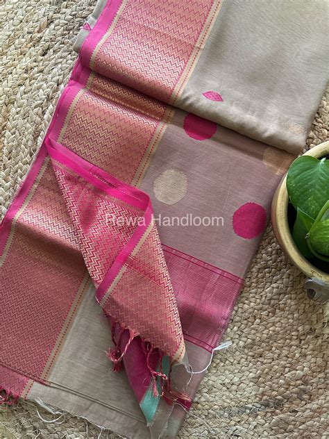 Tussar Coin Butta Pallu Zari Border Saree ~ Maheshwari Saree Sbs 04