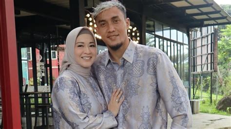 Foto 5 Potret Mesra Okie Agustina Dan Gunawan Dwi Cahyo Sebelum Hadir