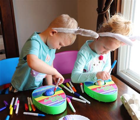 No Mess Easter Egg Coloring With The Eggmazing Egg Decorator A